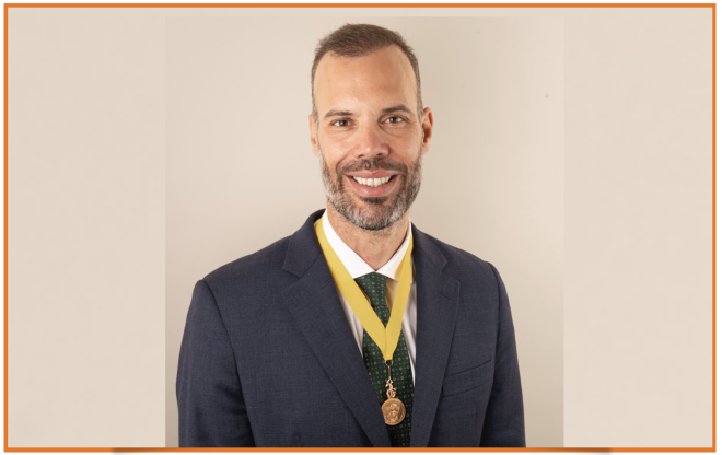Médico David Ângelo distinguido com Medalha de Mérito pela Sociedade ...